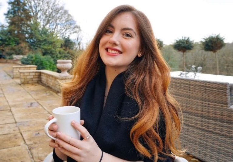 Elizabeth Filips Age, Accent, Birthday, Boyfriend, Wiki, Bio, Net Worth ...