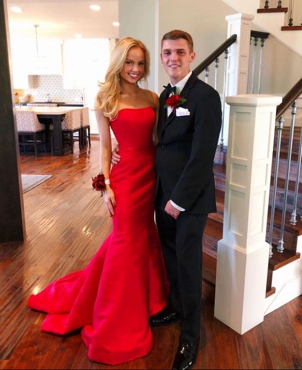 Alta Sweet Tabar Age, Height, Boyfriend, Parents, Sister, Wiki, Bio ...