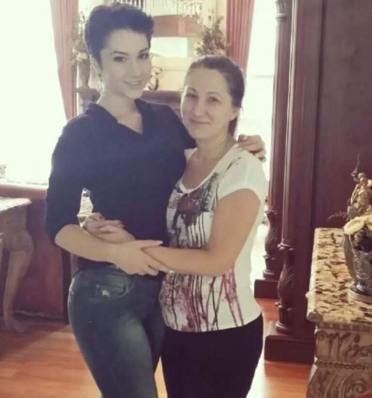 Who is Lupu Wellness? Age, Height, Nationality, Family, Wiki, Bio, Net ...