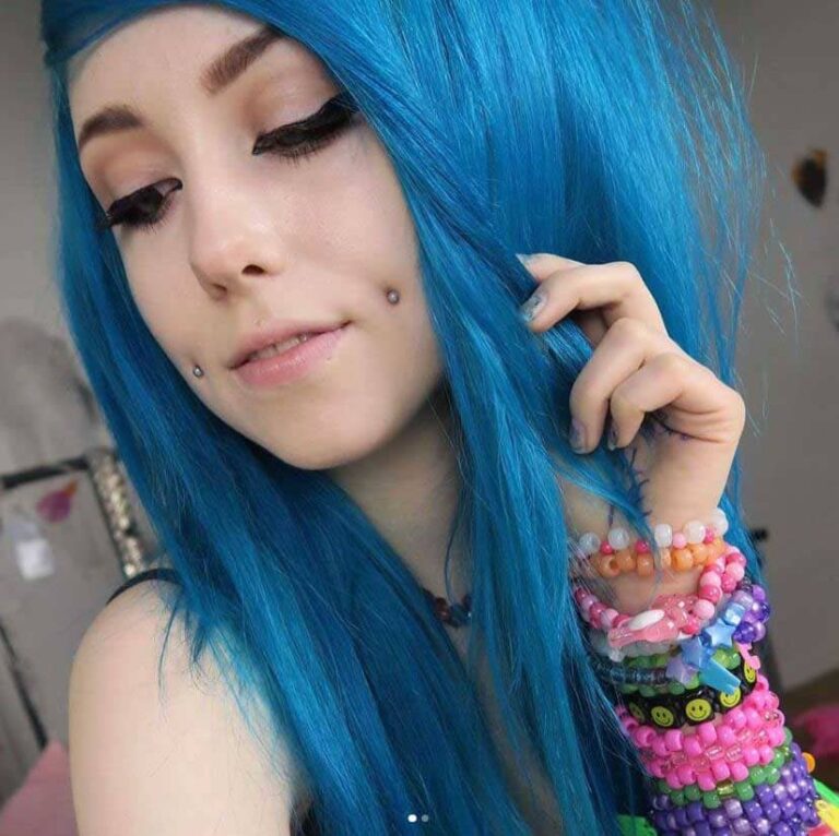 Who is Linzor? Age, Height, Boyfriend, Sister, Nationality, Wiki, Bio ...